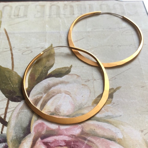 Jewelry | Hammered Gold Plate Hoops Perfect Size And Weight Bright ...
